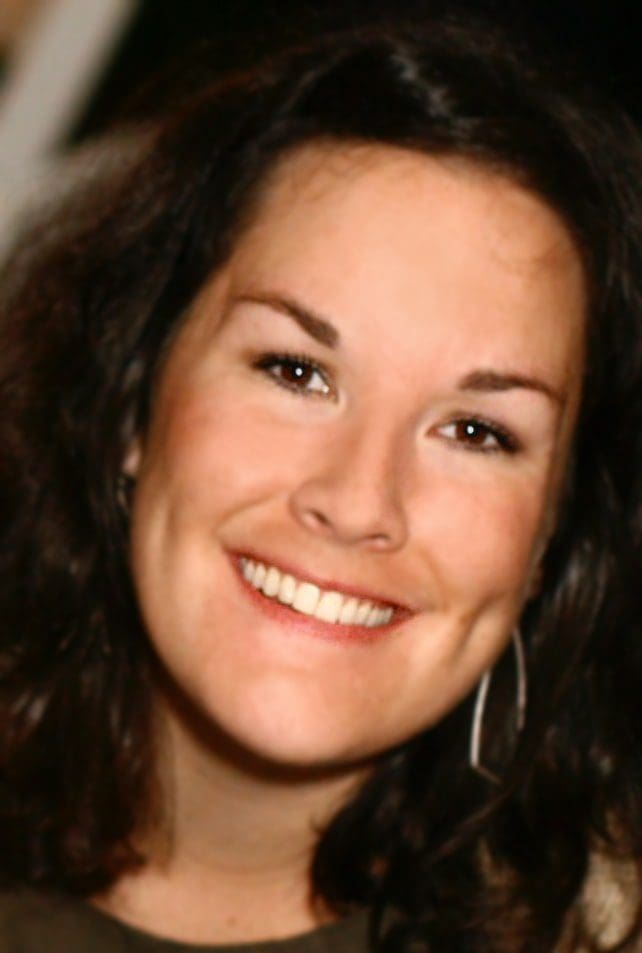 Kate Mahoney headshot (1) – Syracuse Woman Magazine